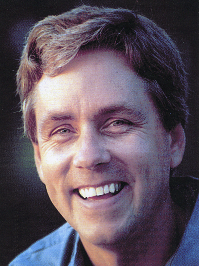 Carl Hiaasen - UF College of Journalism and Communications