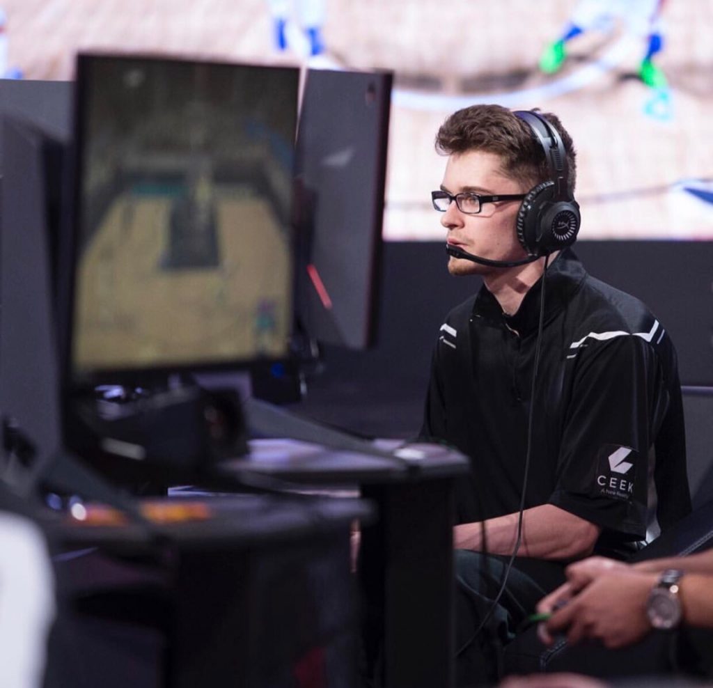 STUDENT: Chris Cantrell Rises to Elite Ranks of Esports League - UF College of Journalism and ...