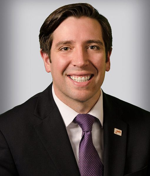 40 Gators Under 40 Aungst - UF College of Journalism and Communications