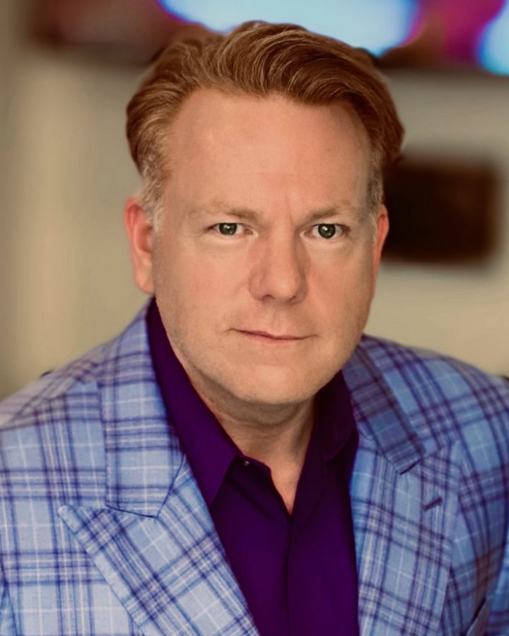 Larry Meador - UF College of Journalism and Communications