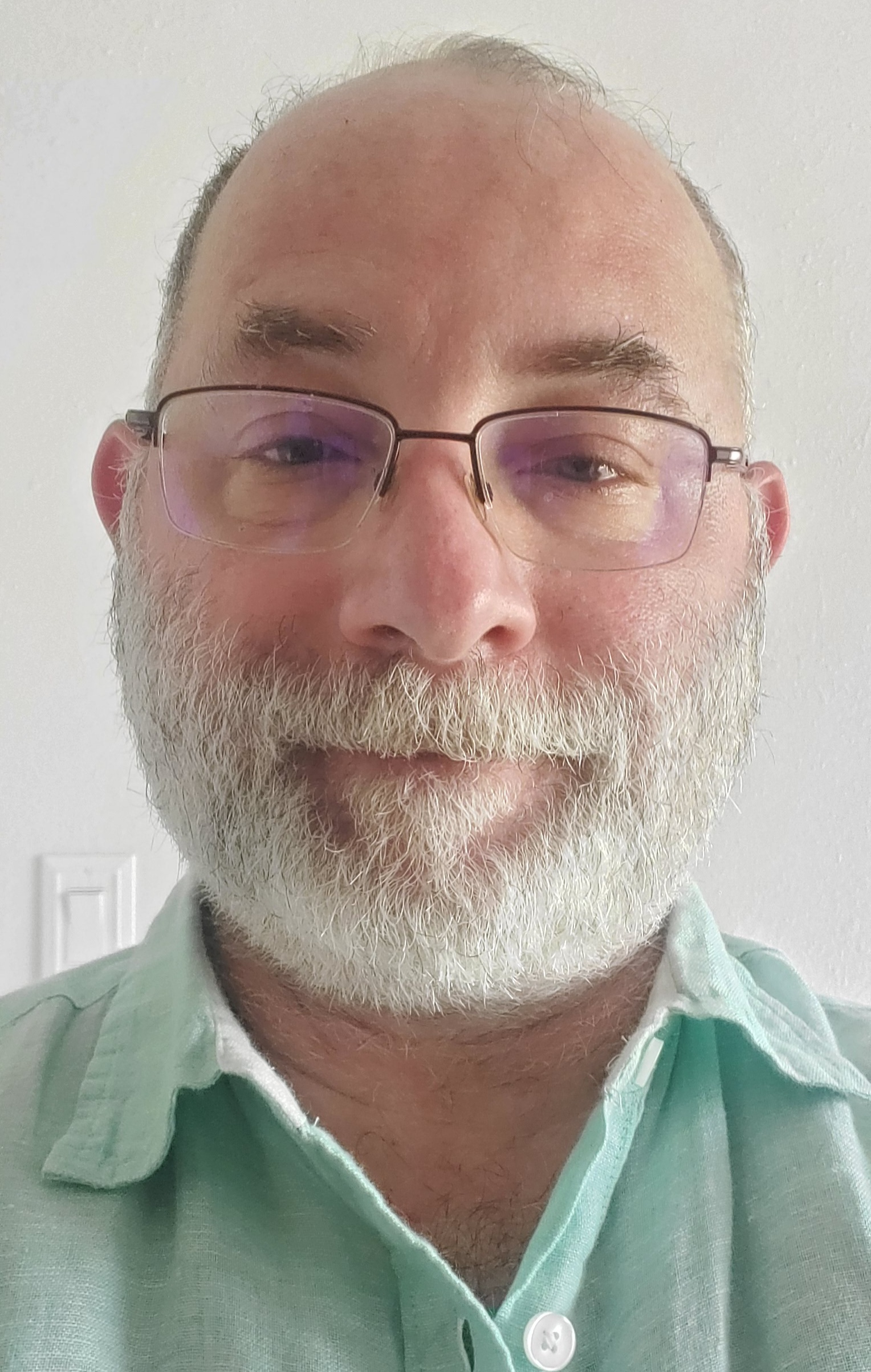 Larry Bornacelli - UF College of Journalism and Communications